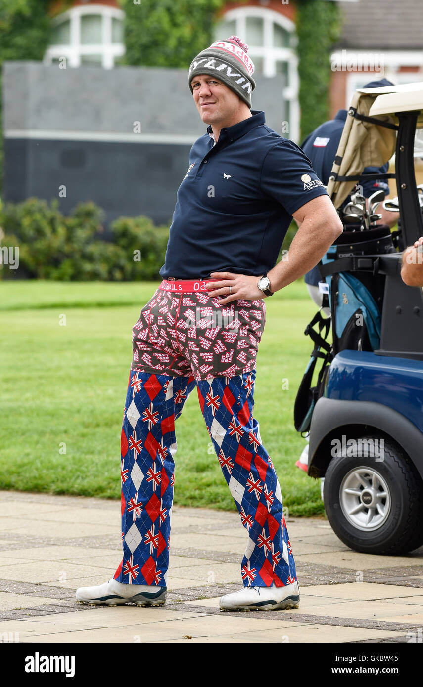 Mike Tindall playfully wears charity boxer shorts at his celebrity golf ...