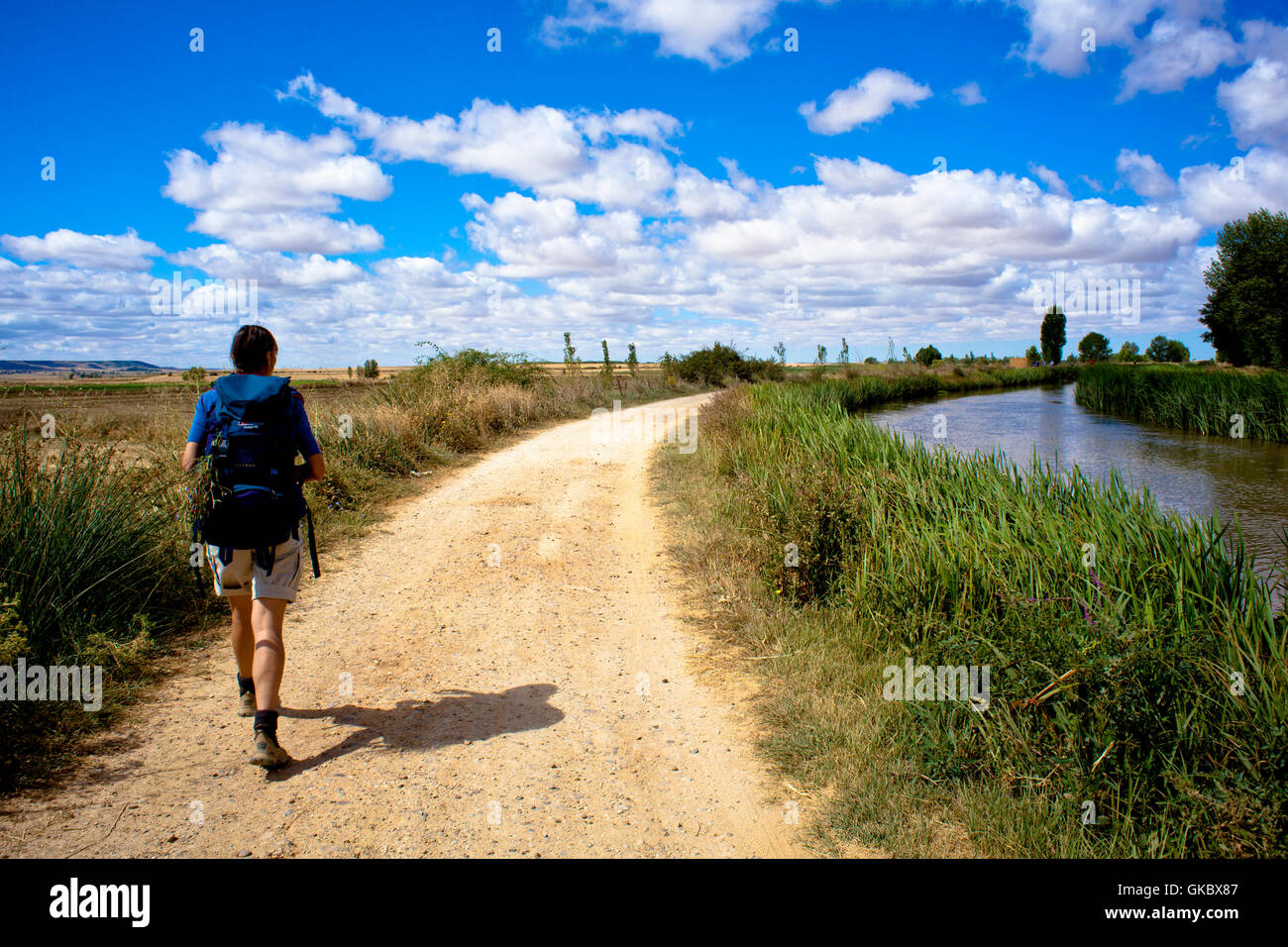 Country scenery hi-res stock photography and images - Alamy