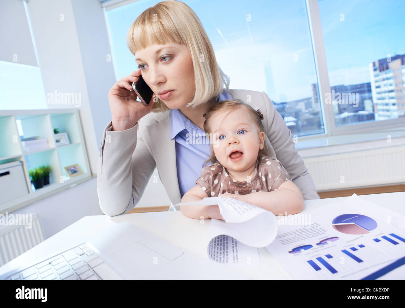woman talk speaking Stock Photo - Alamy