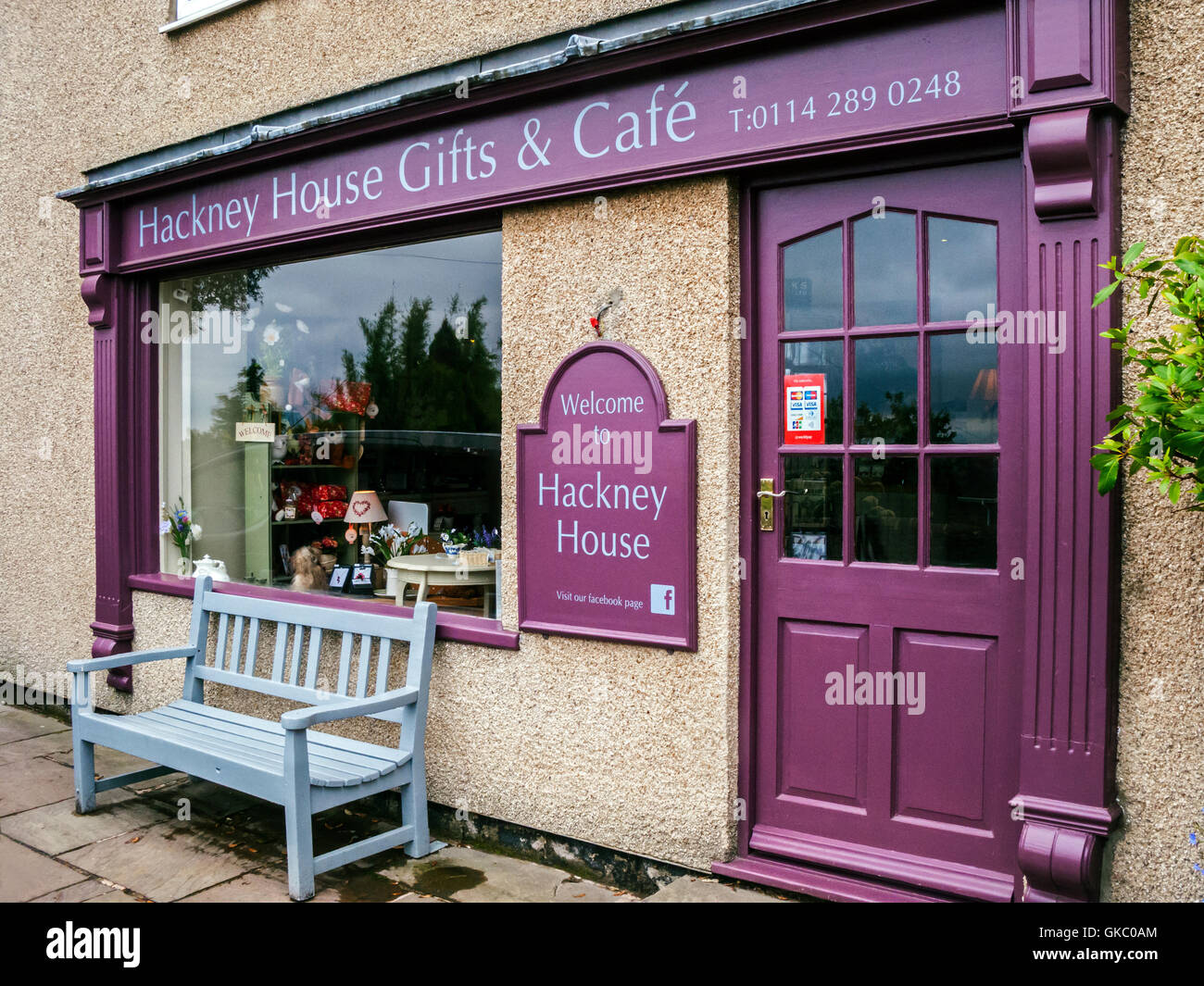 Hackney cafe hi-res stock photography and images - Alamy