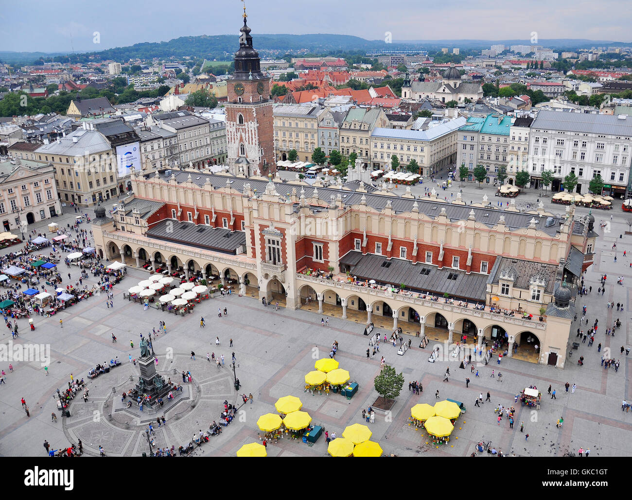 Old townsquare hi-res stock photography and images - Alamy