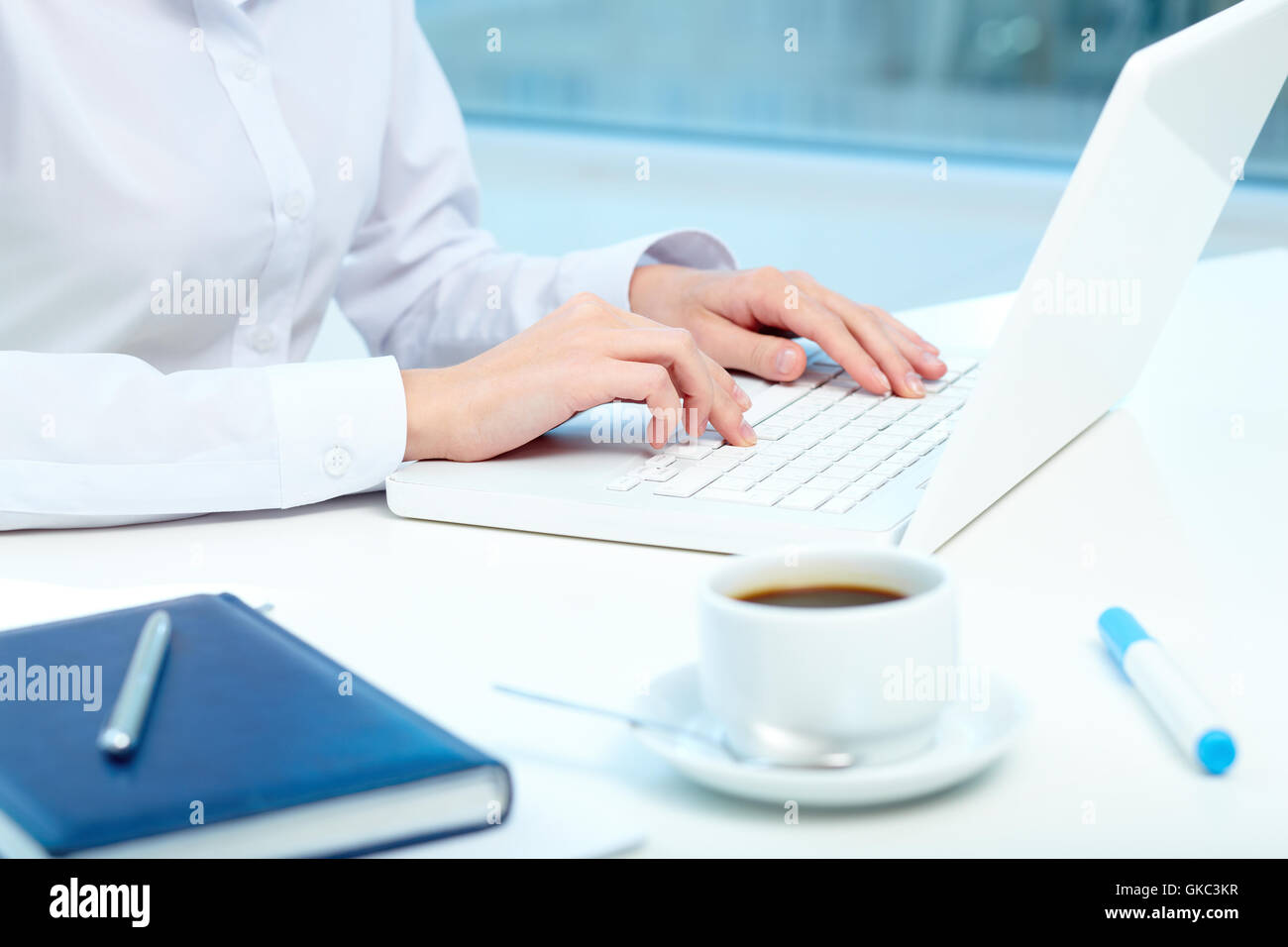 woman study cup Stock Photo - Alamy