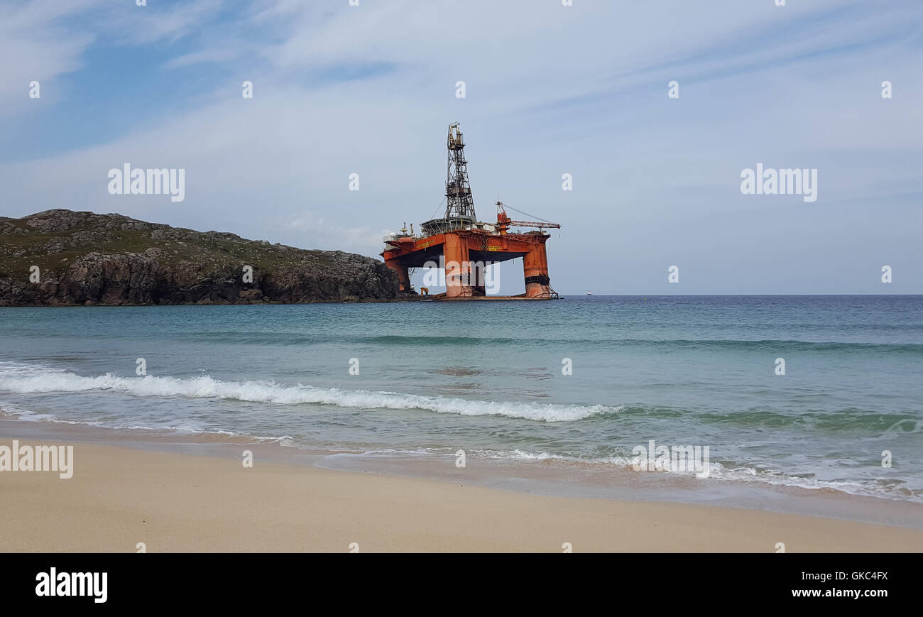 The Transocean Winner drilling rig which ran aground on the beach of ...