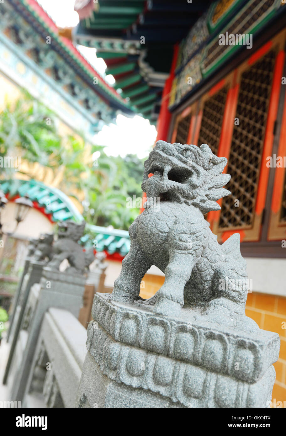 Golden dragon copper hi-res stock photography and images - Alamy