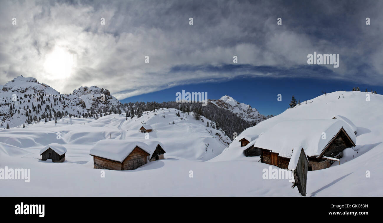 Senes hi-res stock photography and images - Alamy