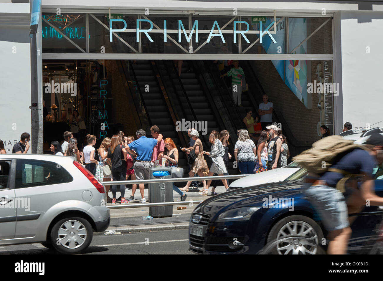 Primark Store Front Stock Photos & Primark Store Front Stock Images - Alamy