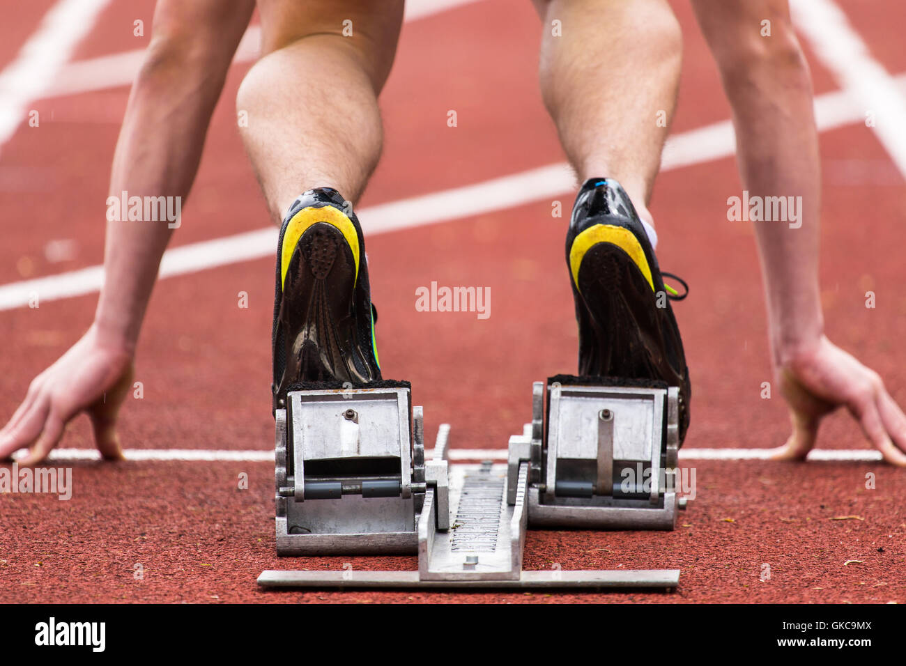 Athletics legs hi-res stock photography and images - Alamy