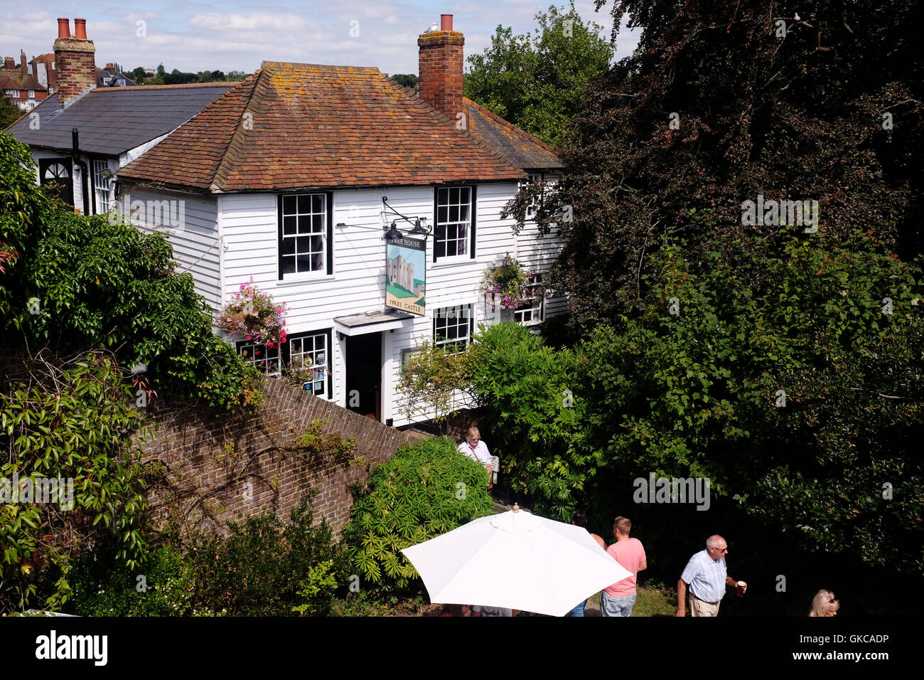 Ypres castle pub rye sussex hi-res stock photography and images - Alamy