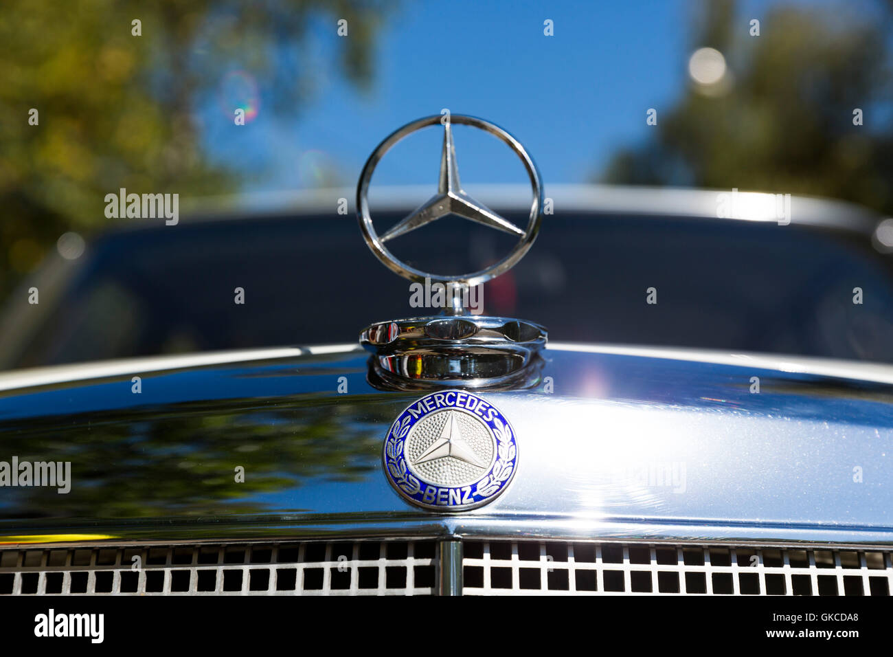 Mercedes benz logo history hi-res stock photography and images - Alamy