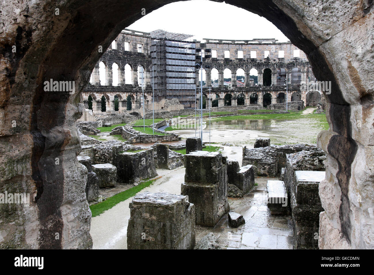 Pula amphitheatre interior hi-res stock photography and images - Alamy