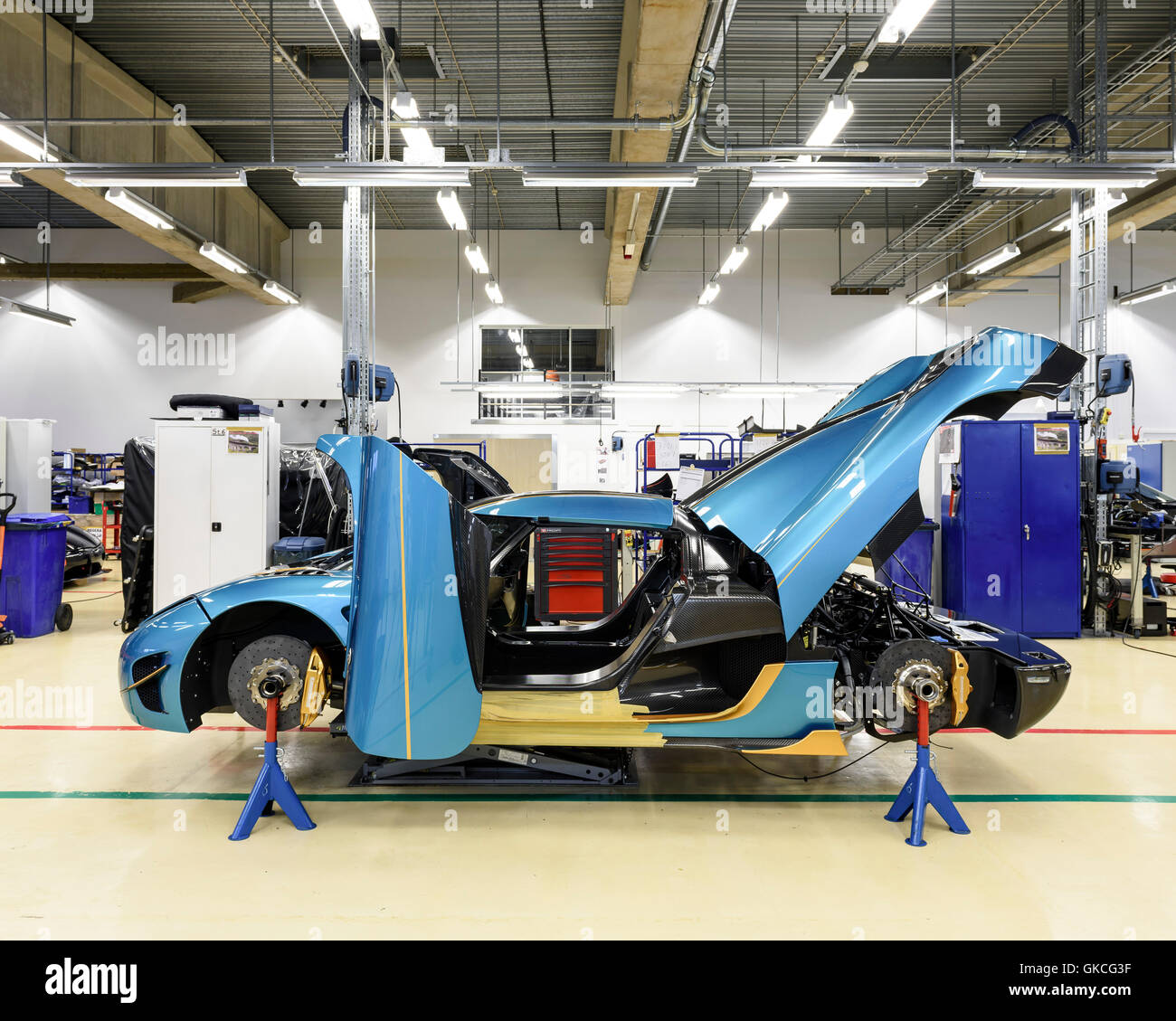 A car on the production line, towards the end of the process ...