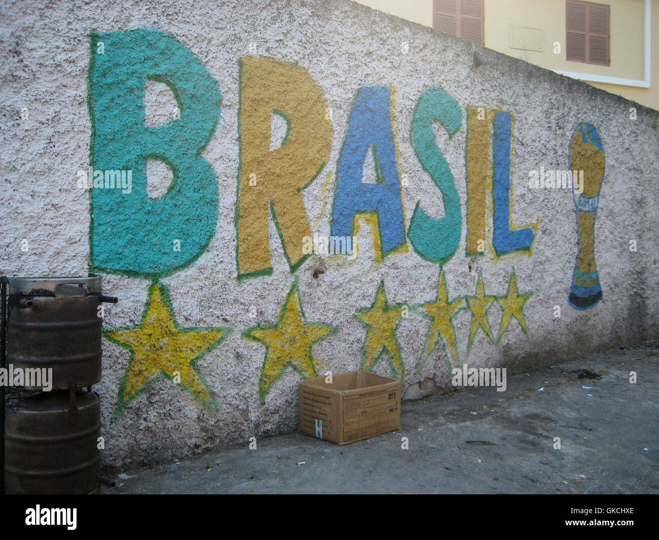 Street graffiti celebrating national pride in Rio de Janeiro, Brazil ...