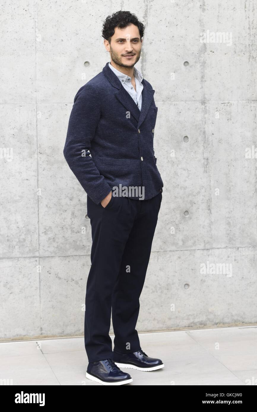 Milan Fashion Week Men's Spring/Summer 2017 - Giorgio Armani - Arrivals ...