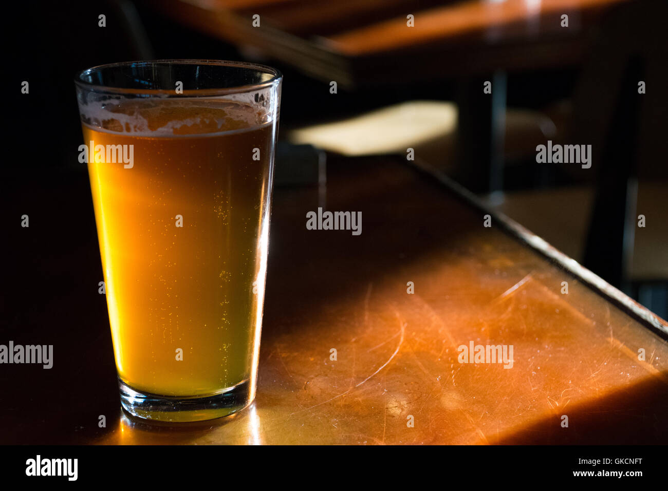 Beer pint pub hi-res stock photography and images - Alamy