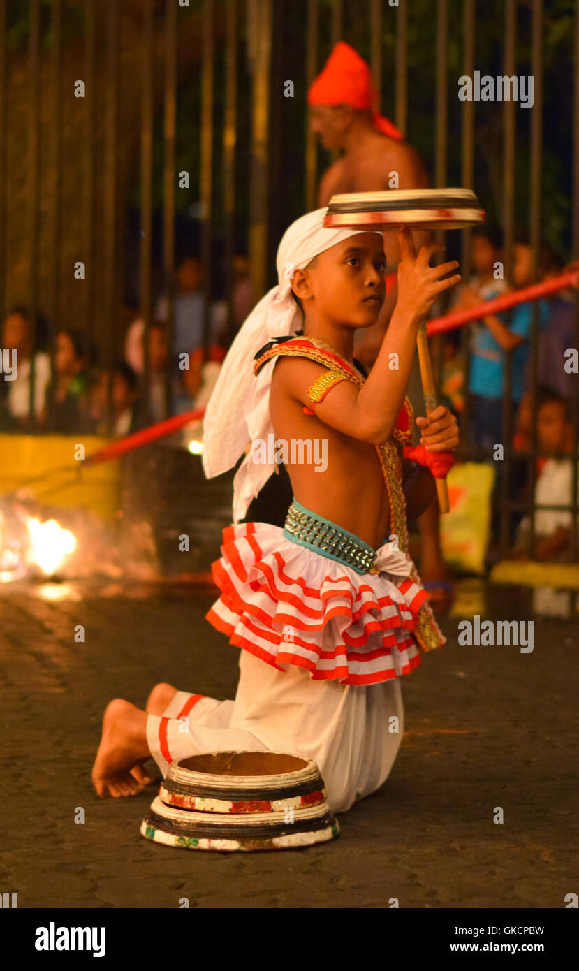 Kandy Esala procession, Sri Lanka Stock Photo - Alamy
