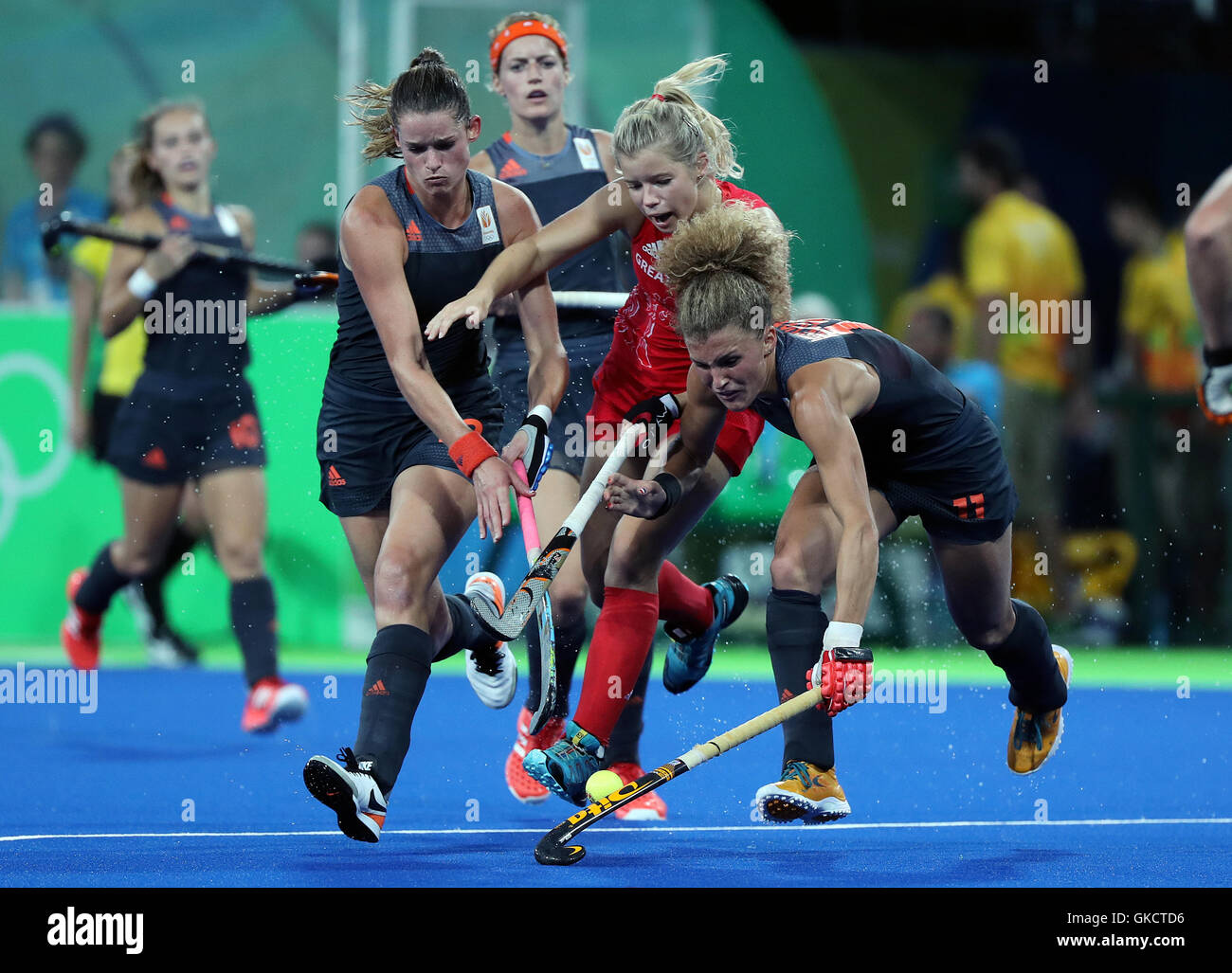 Netherlands' Maria Verschoor (right) and Lidewij Welten combine to ...