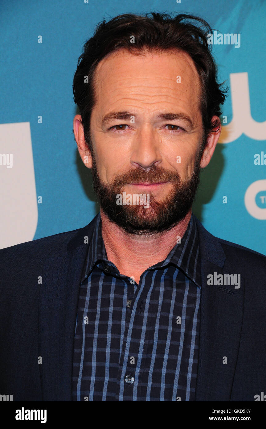 The CW Network's 2016 Upfront - Arrivals Featuring: Luke Perry Where ...