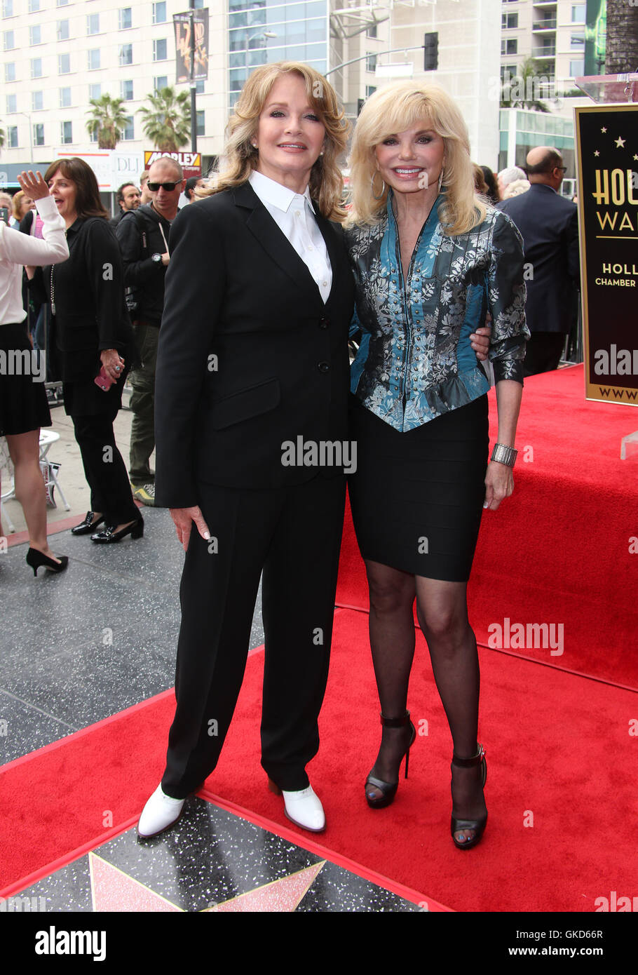 Deidre hall loni anderson hi-res stock photography and images - Alamy