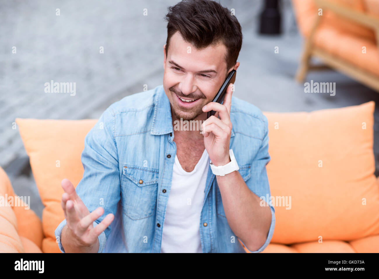 Close up male sit talking hi-res stock photography and images - Alamy