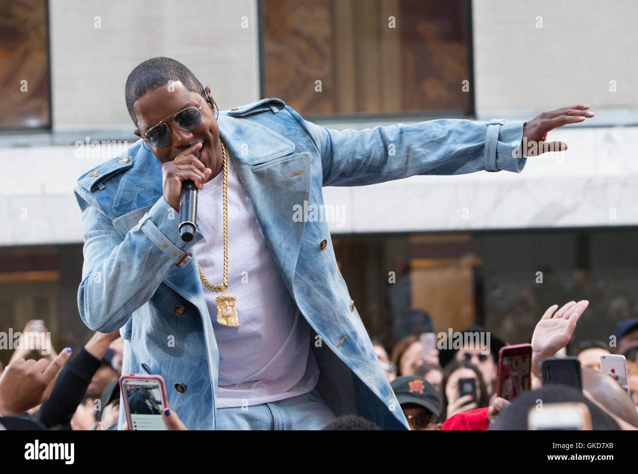 P diddy and his family hi-res stock photography and images - Alamy