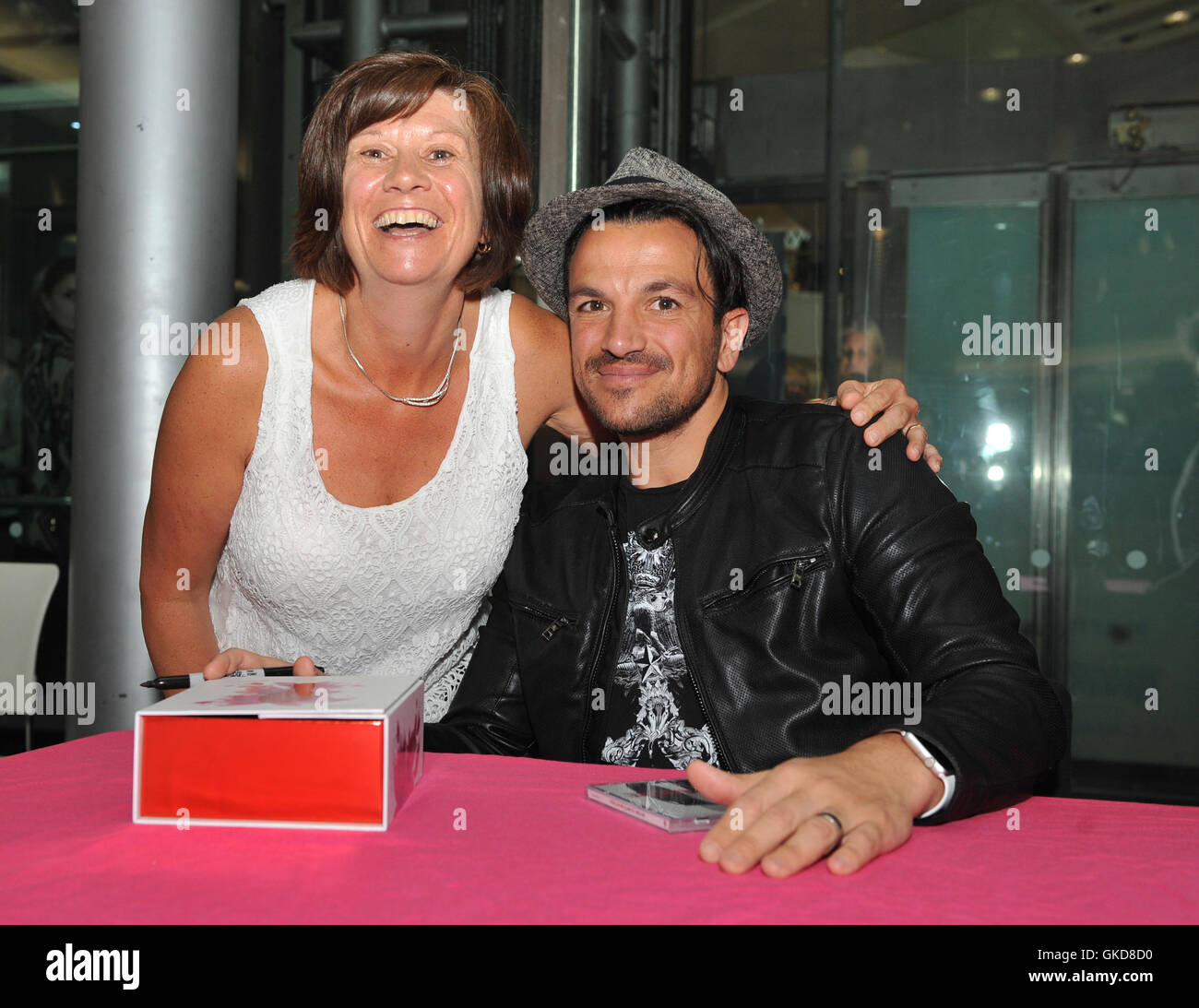 Peter Andre has a signing for fans at West Quay Southampton where four ...