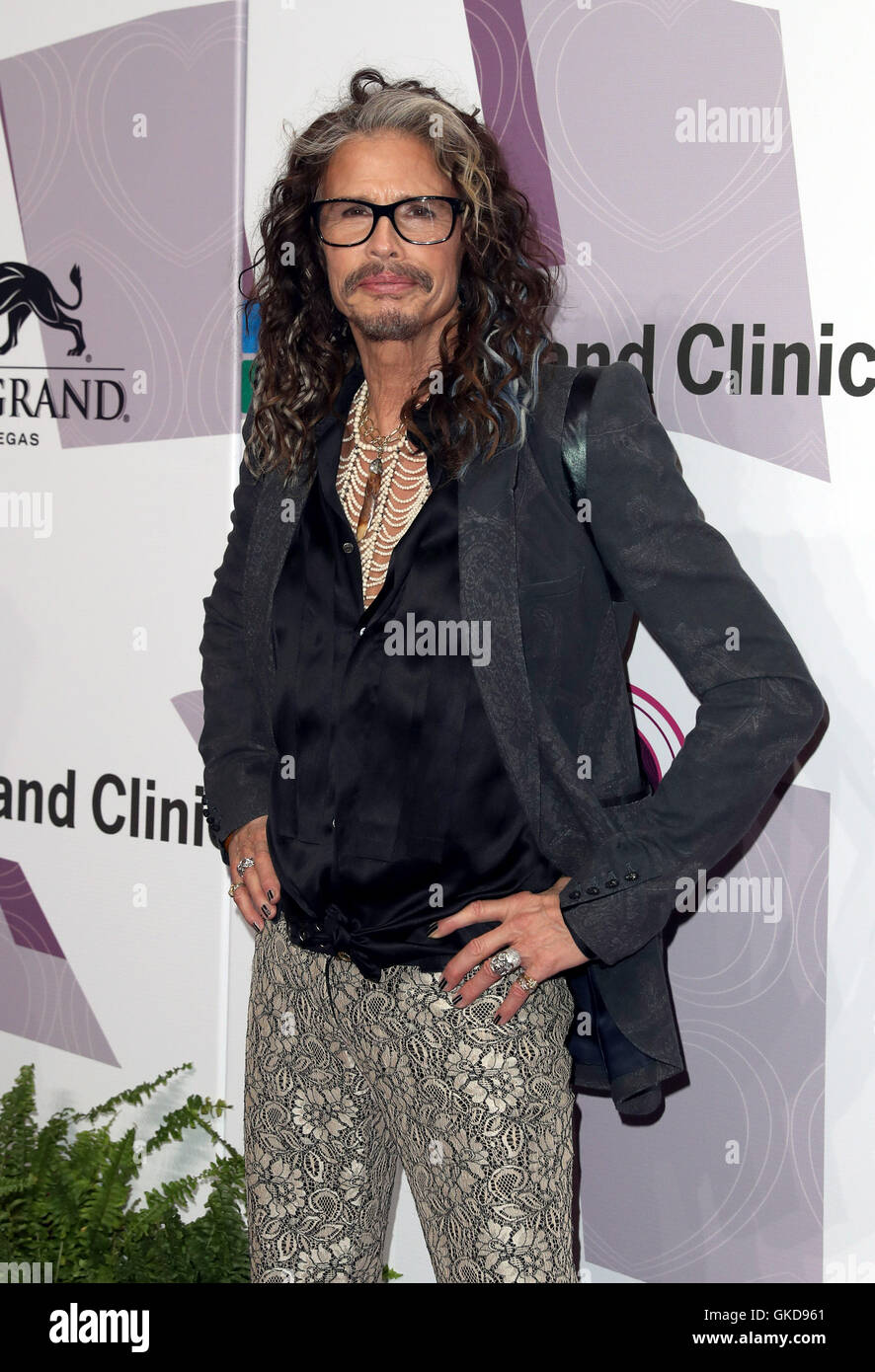 Keep Memory Alive Rolls Out The Red Carpet For 20th Annual Power Of ...