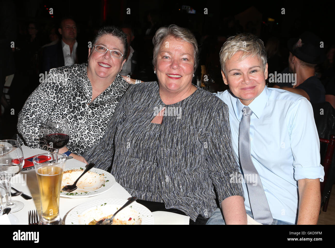 An Evening With Women event at the Hollywood Palladium - Inside ...