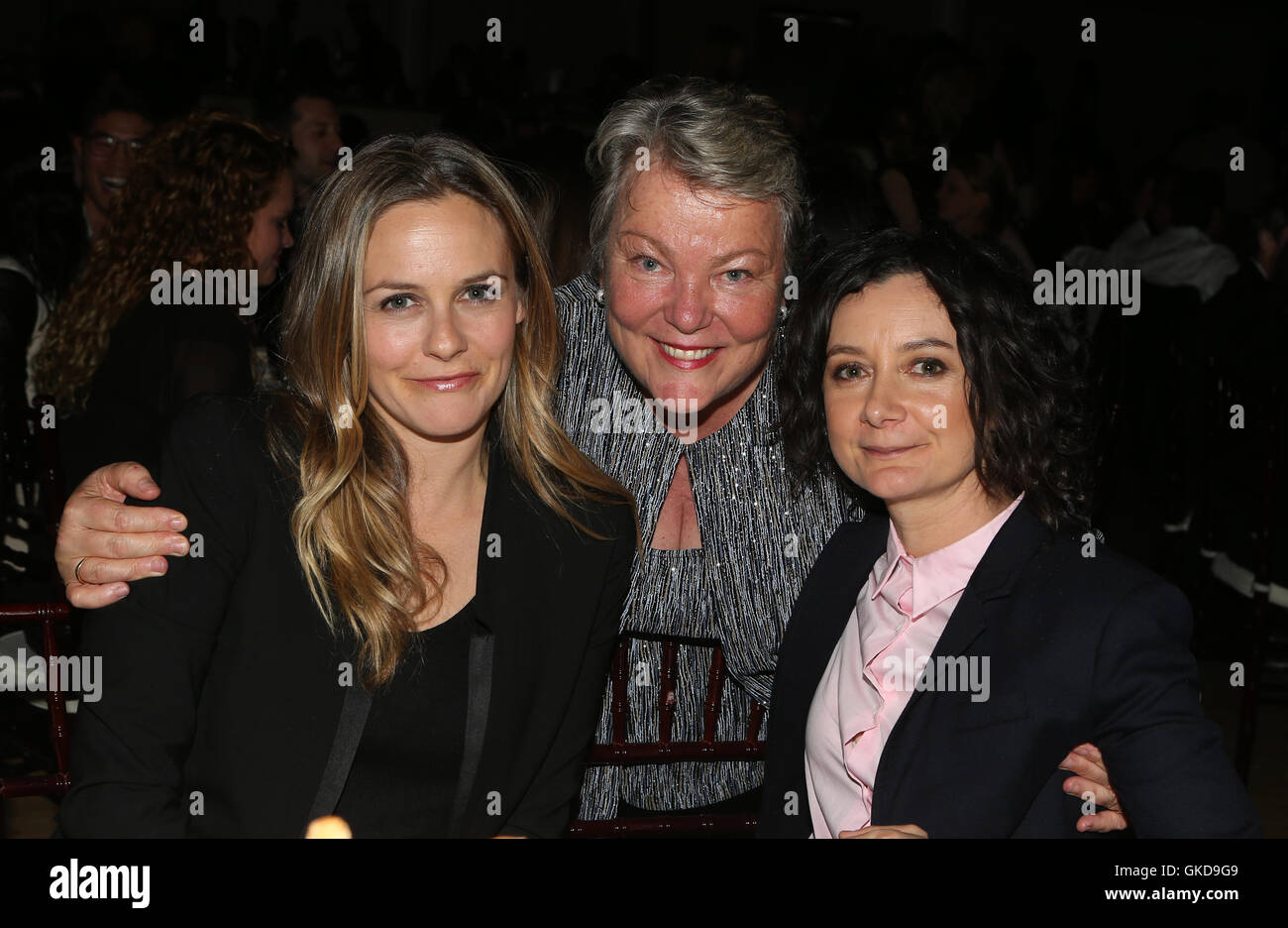 An Evening With Women event at the Hollywood Palladium - Inside ...