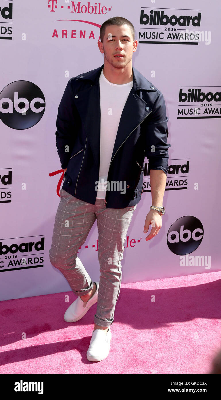 2016 Billboard Music Awards Arrivals at T-Mobile Arena Las Vegas ...