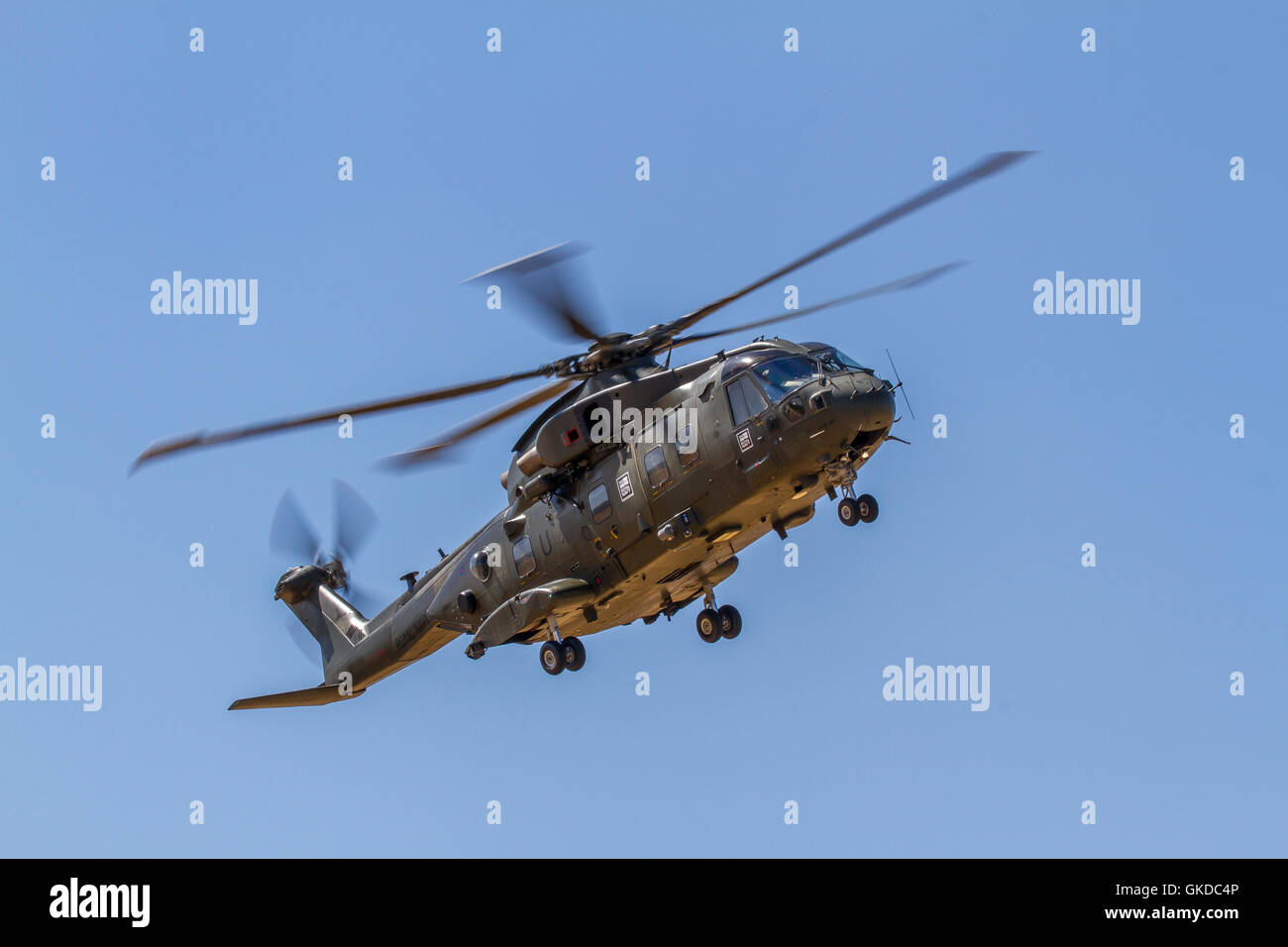 Royal marines commando troops hi-res stock photography and images - Alamy