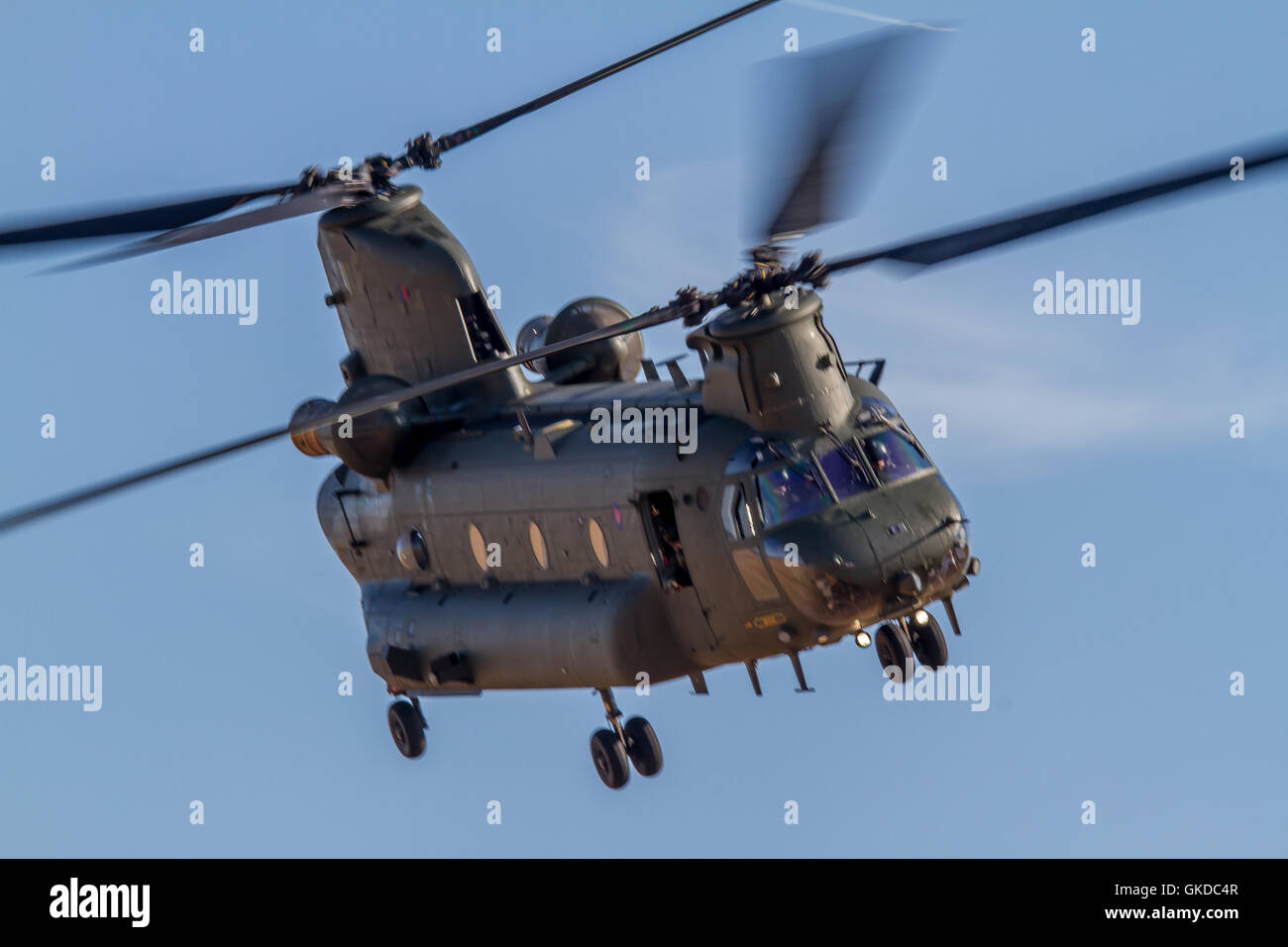 Raf boeing chinook helicopter lifting hi-res stock photography and ...