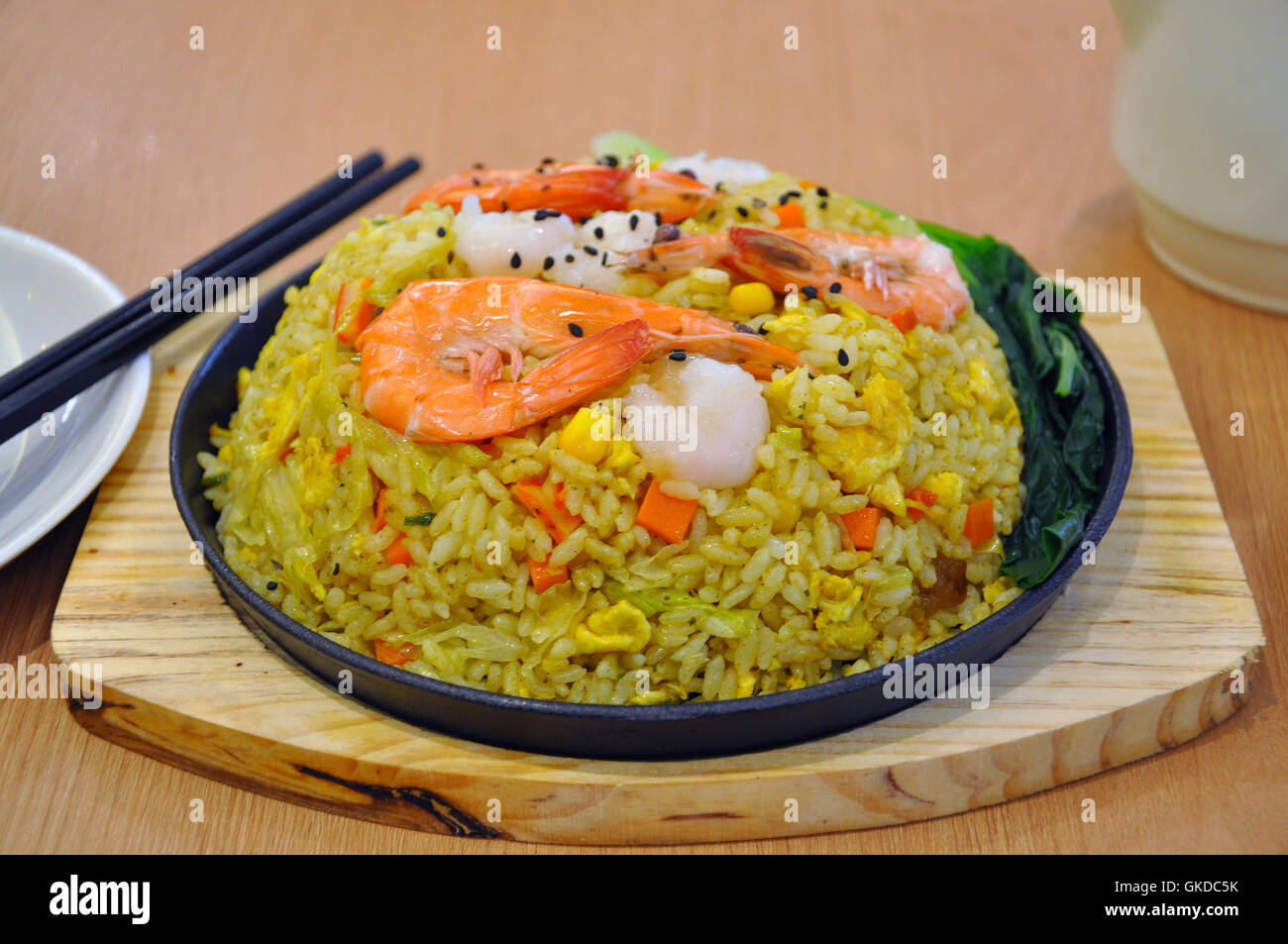 Fried shrimp curry hi-res stock photography and images - Alamy