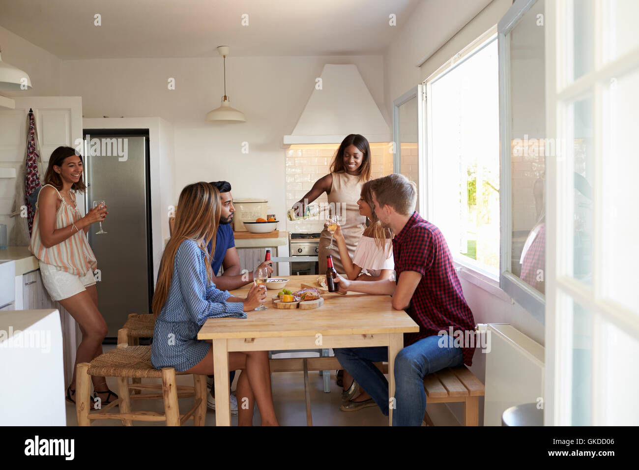 Dinner party six people hi-res stock photography and images - Alamy