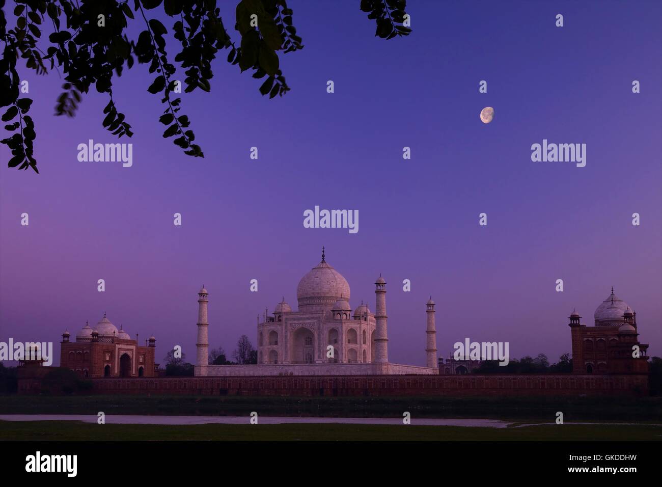 Taj Mahal Night Agra High Resolution Stock Photography and Images - Alamy
