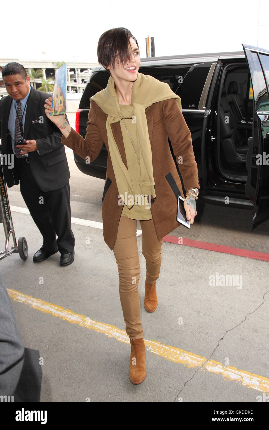 Ruby Rose arriving at Los Angeles International Airport (LAX) to catch ...