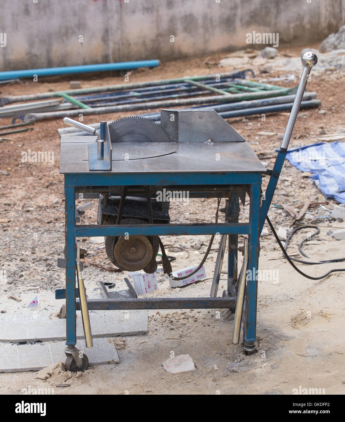 Aluminium workshop hi-res stock photography and images - Alamy