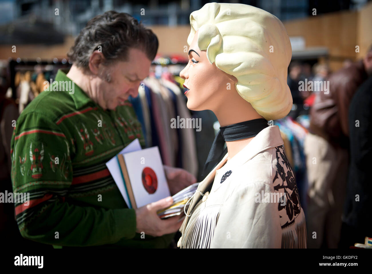 The Classic Car Boot Sale, Kings Cross, London 17/04/2016 Stock Photo ...
