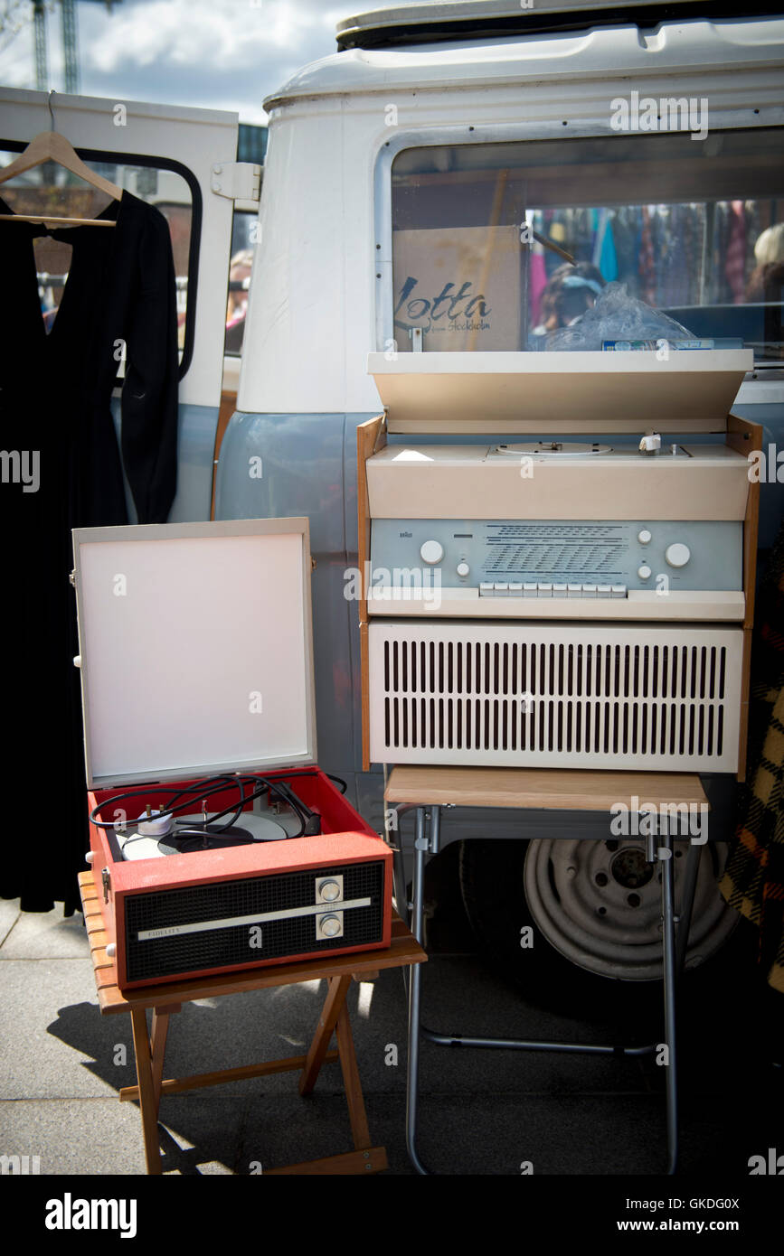 The Classic Car Boot Sale, Kings Cross, London 17/04/2016 Stock Photo ...