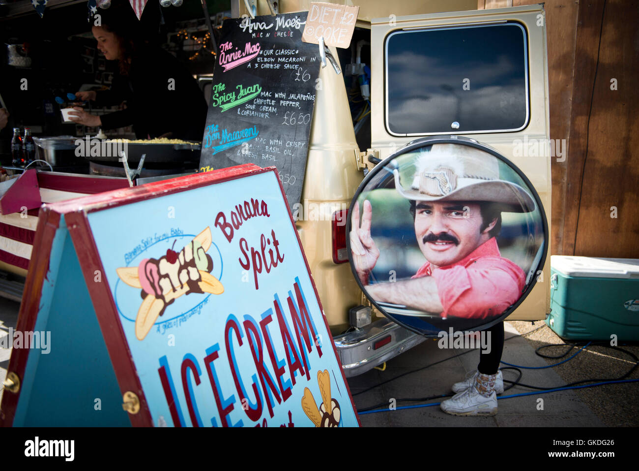 The Classic Car Boot Sale, Kings Cross, London 17/04/2016 Stock Photo ...