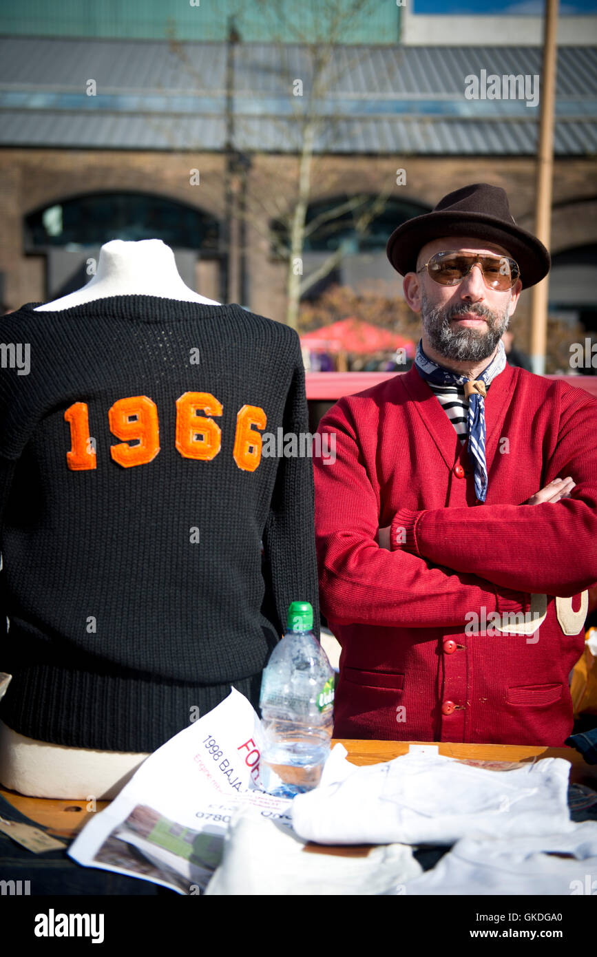 The Classic Car Boot Sale, Kings Cross, London 17/04/2016 Stock Photo ...