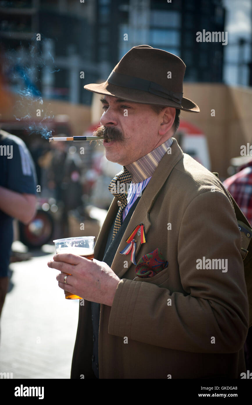 The Classic Car Boot Sale, Kings Cross, London 17/04/2016 Stock Photo ...
