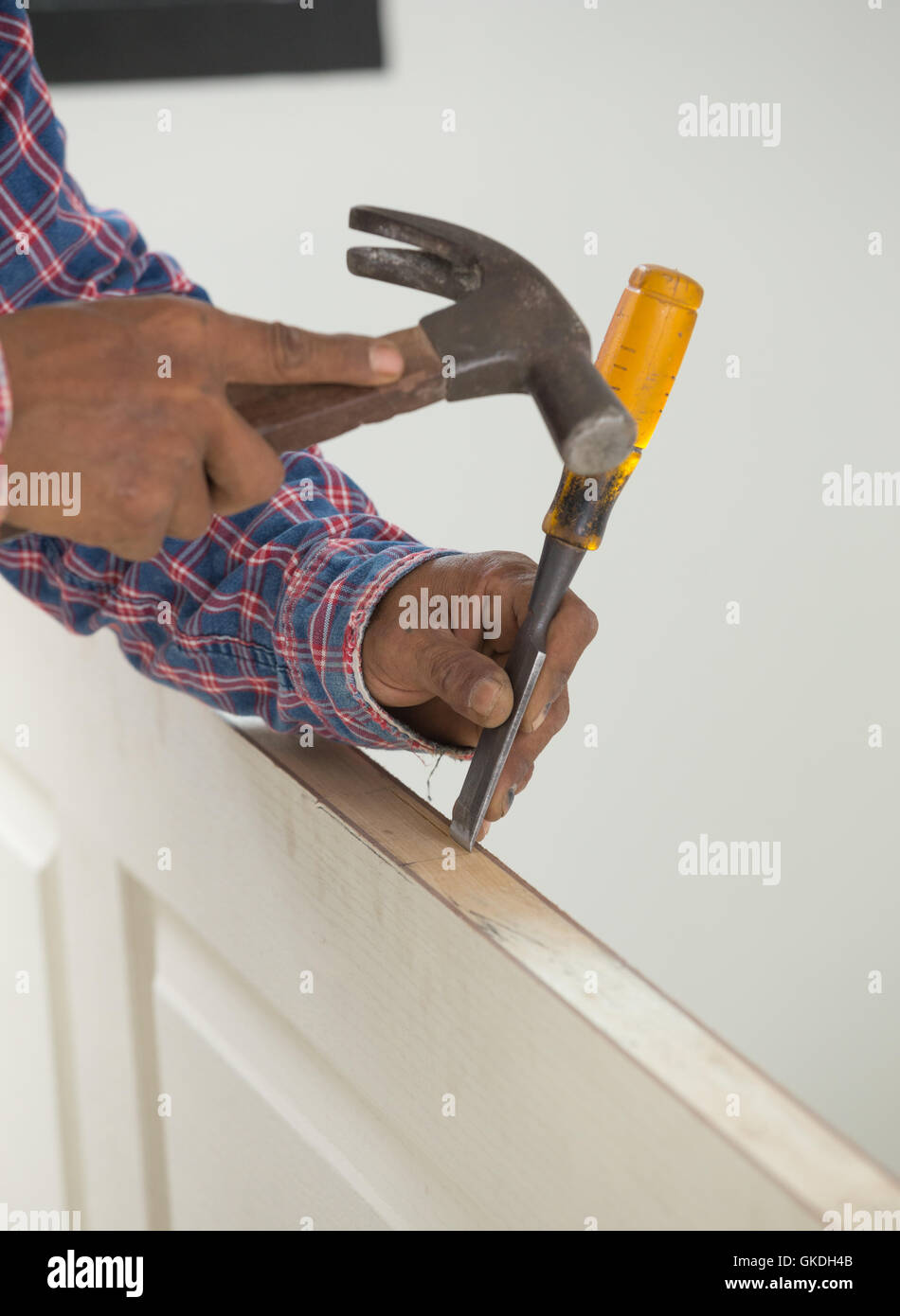 Hammer wood carpenter hi-res stock photography and images - Alamy