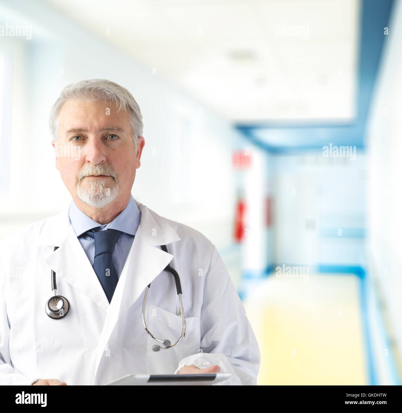 doctor physician medic Stock Photo - Alamy