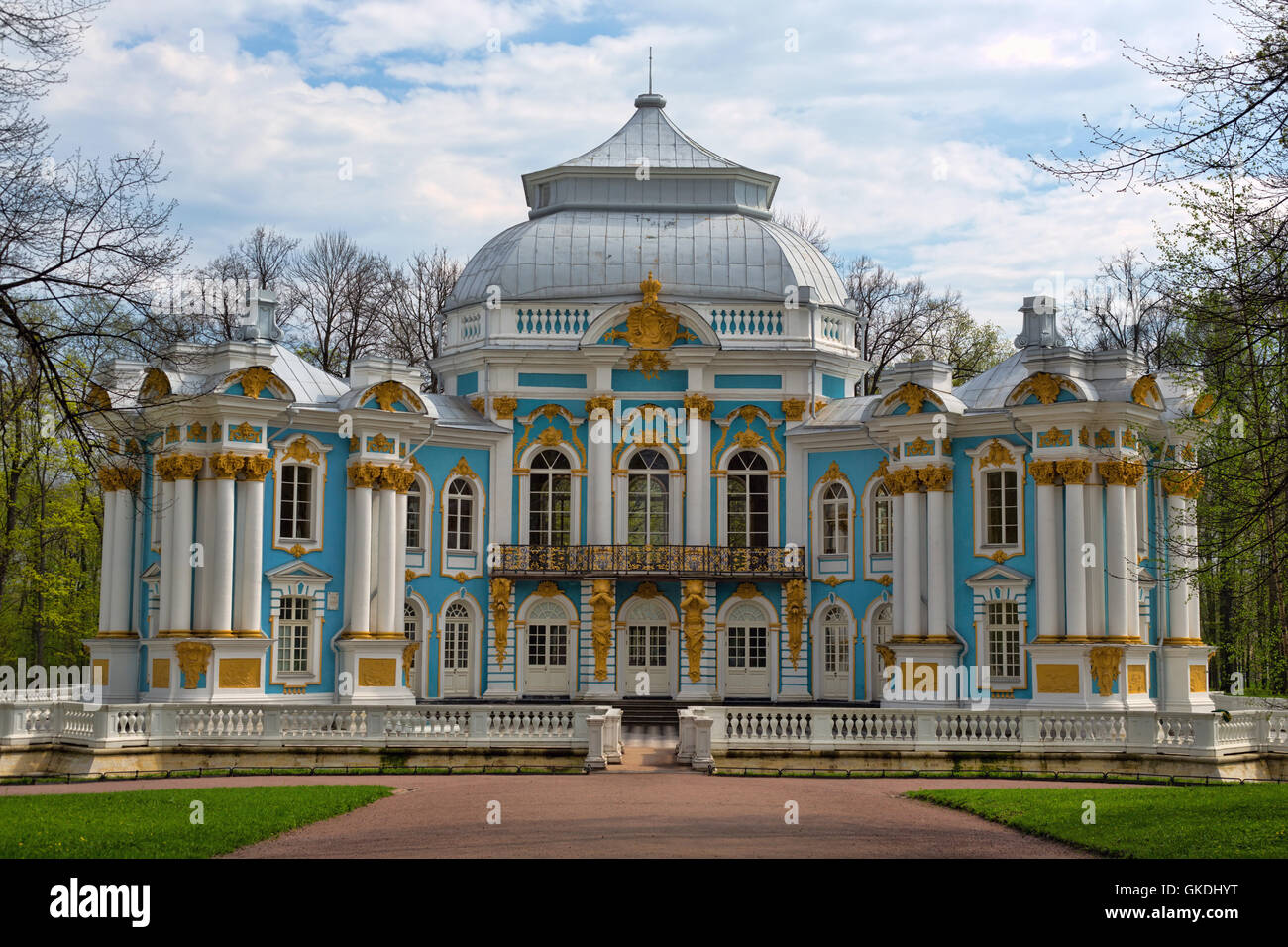 blue house building Stock Photo - Alamy