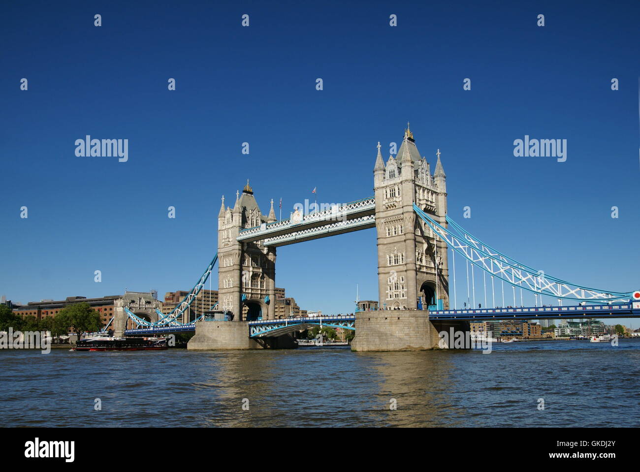 bridge london capital Stock Photo - Alamy