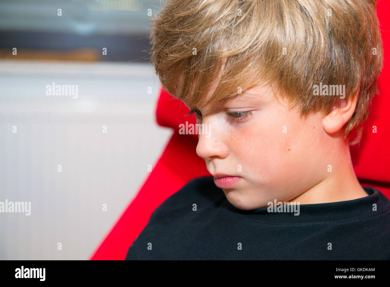 boy is sad Stock Photo - Alamy