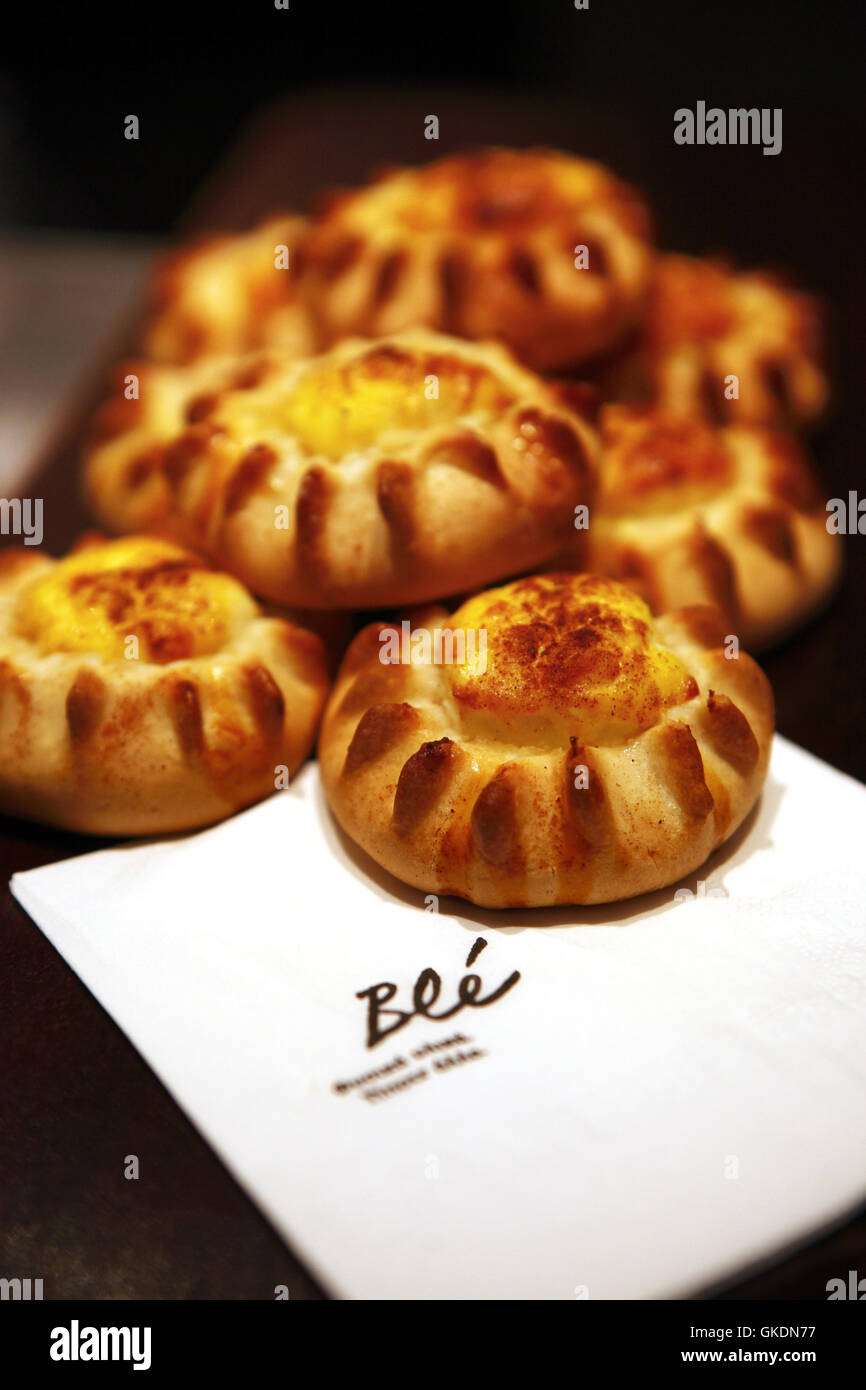 Greece crete bakery bread hi-res stock photography and images - Alamy