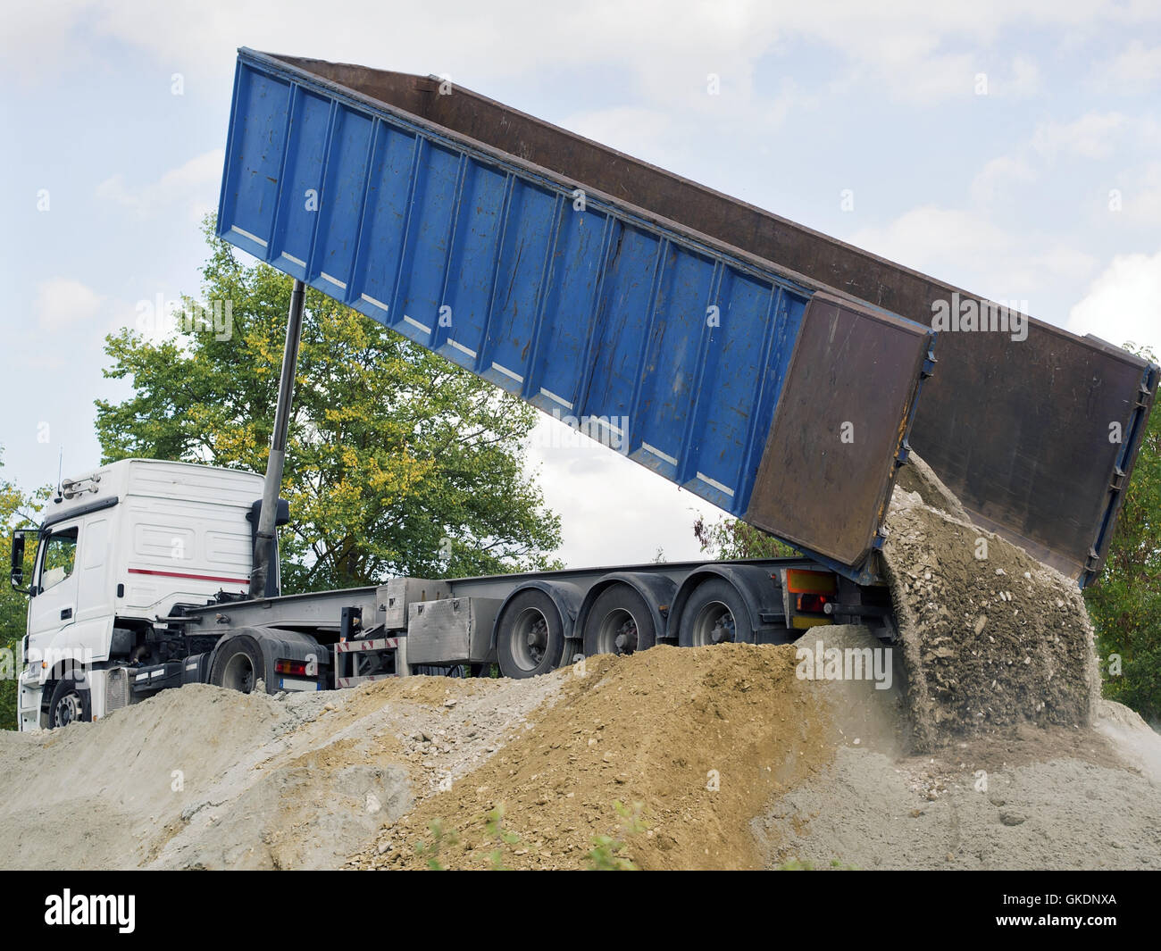 Build industrial hi-res stock photography and images - Alamy