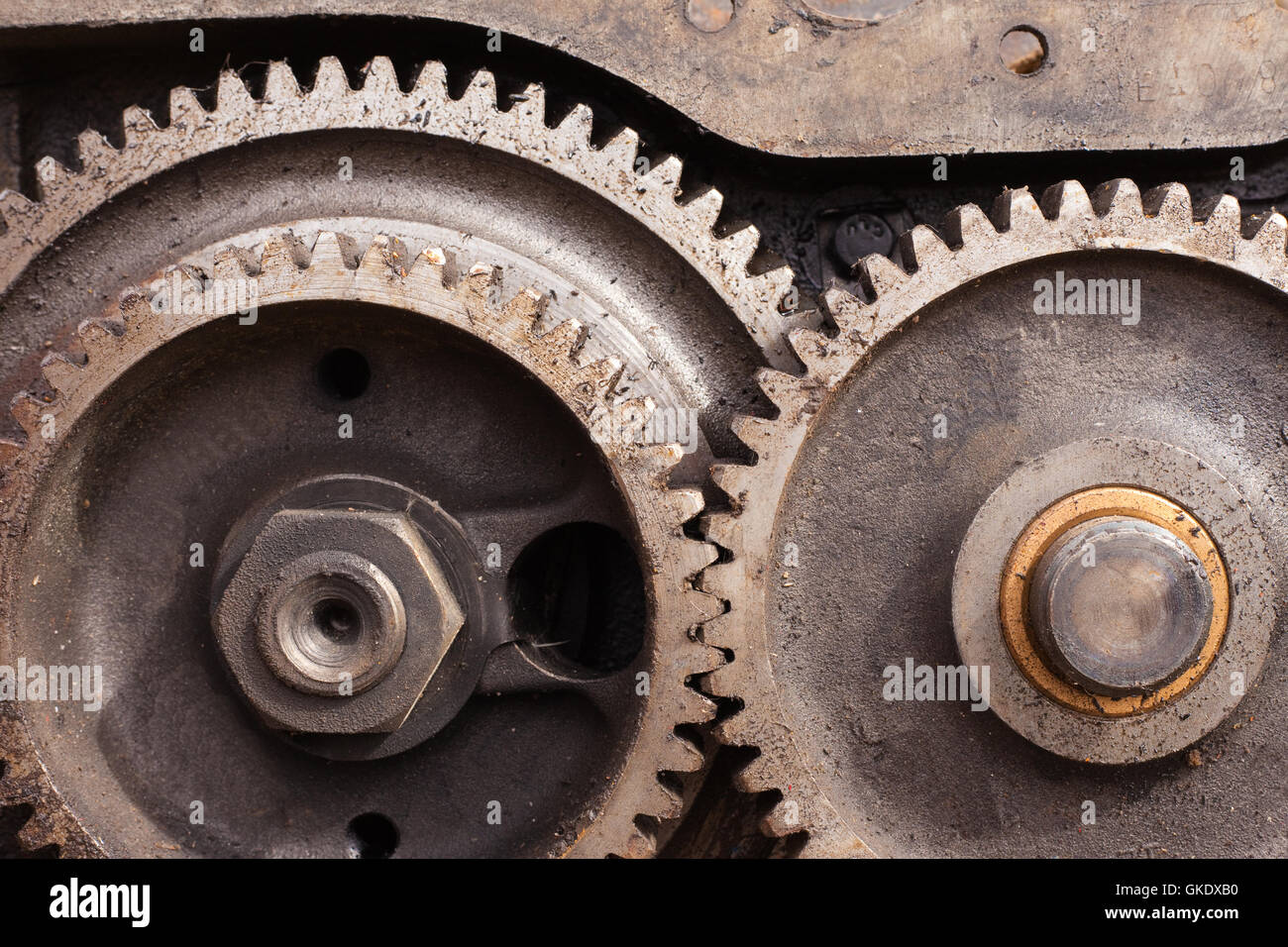 Old metallic cog gear wheel hi-res stock photography and images - Alamy