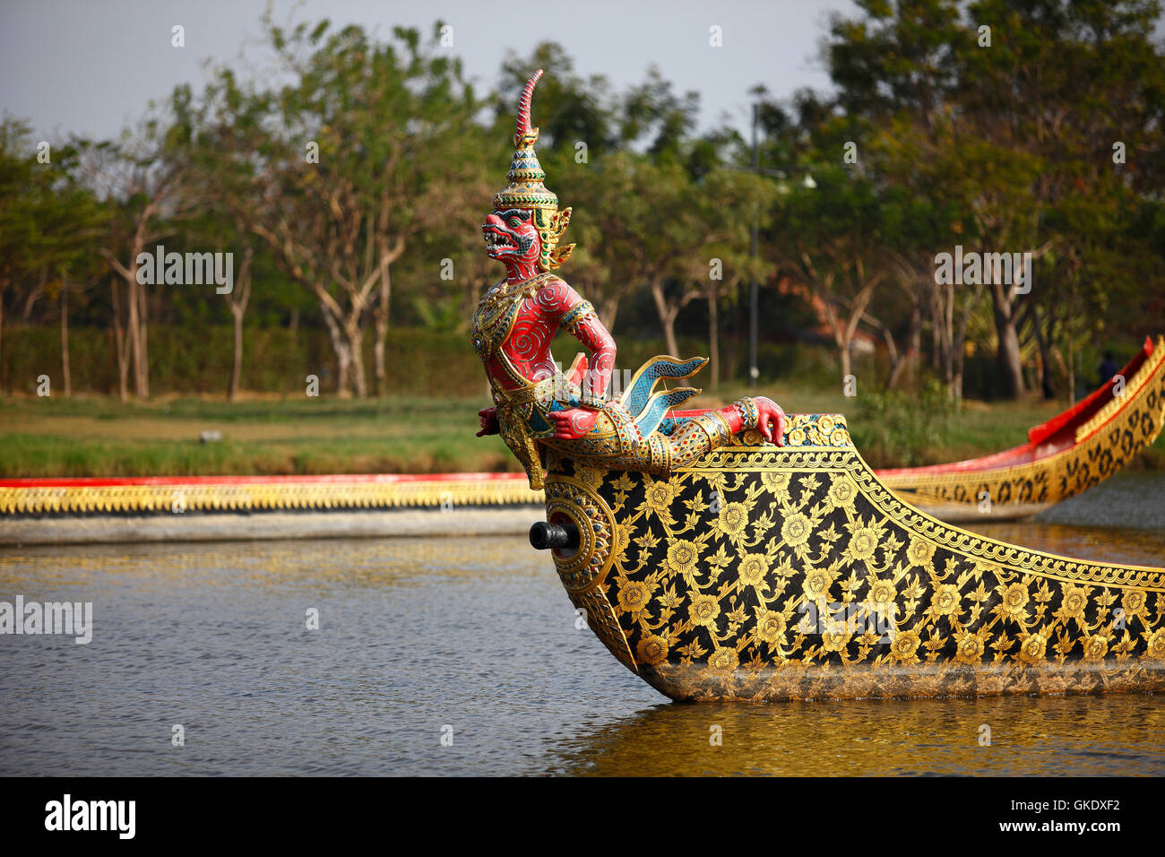 Fly garuda hi-res stock photography and images - Alamy